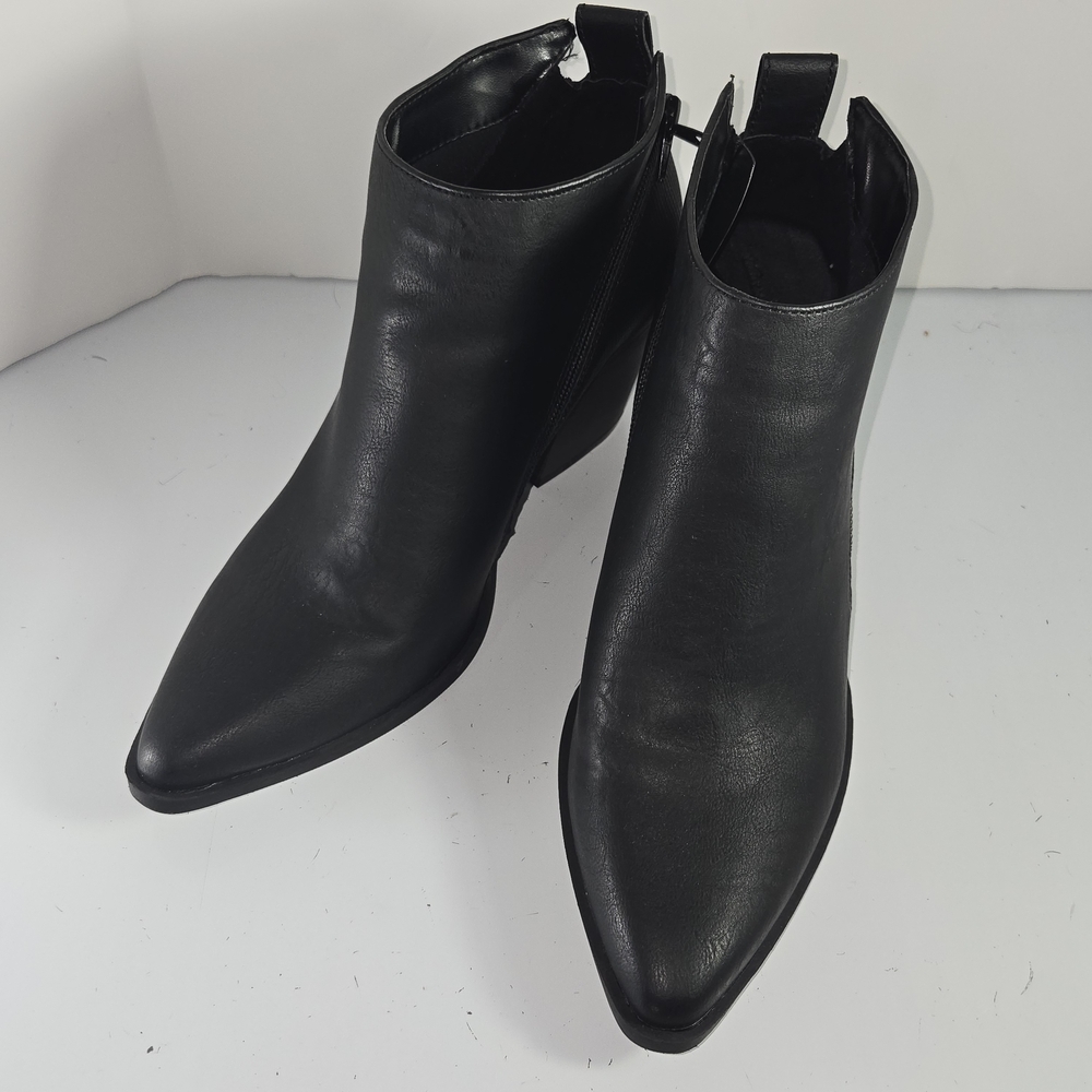 N779 Universal Thread Black Women Ankle Boots Size 11 - Gem